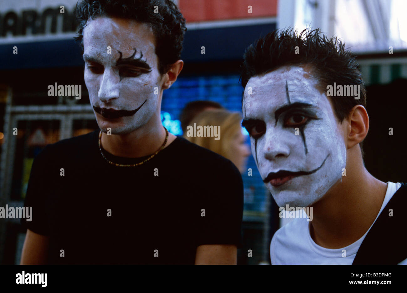 Mime artists in Barcelona, Spain Stock Photo - Alamy