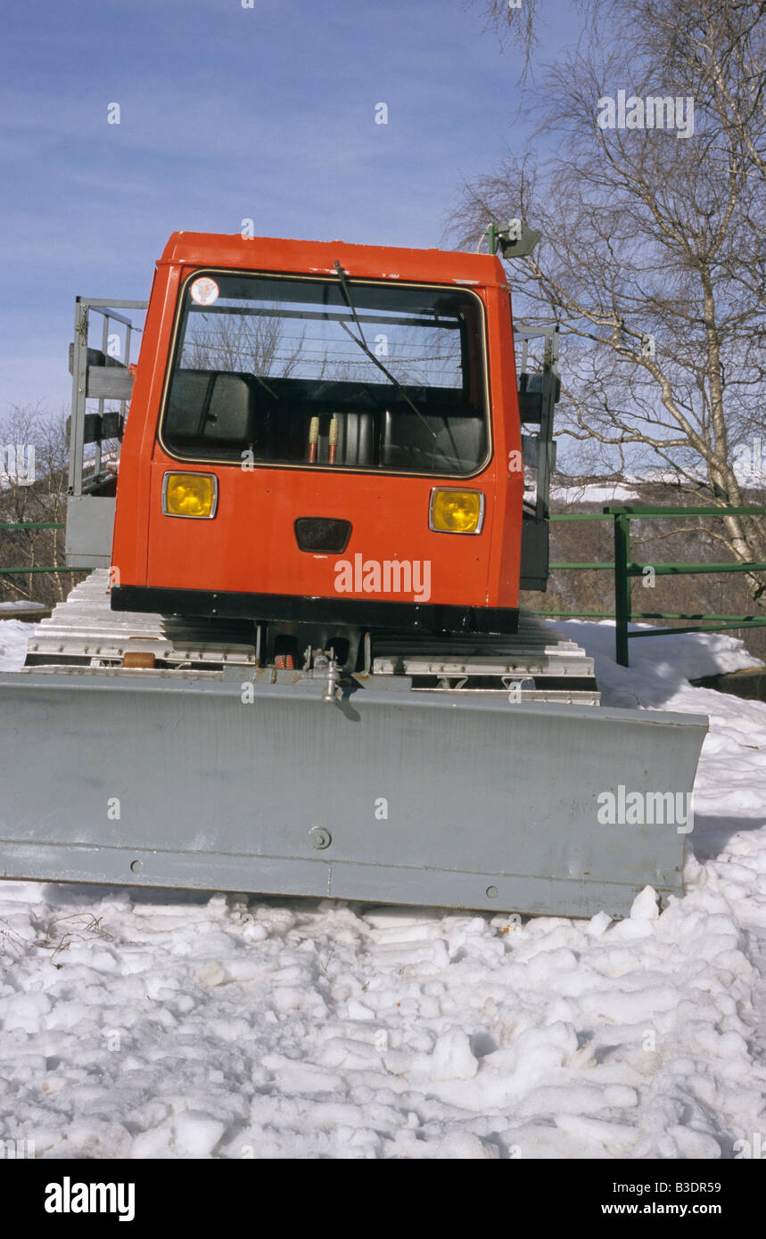 tracked snow plough Stock Photo - Alamy