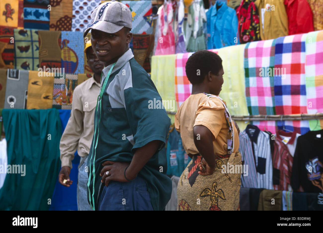 Traders textiles hi-res stock photography and images - Alamy
