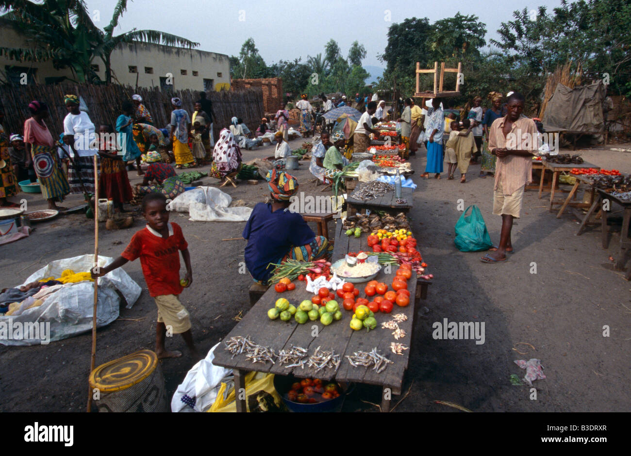 Uganda market scene hi-res stock photography and images - Alamy