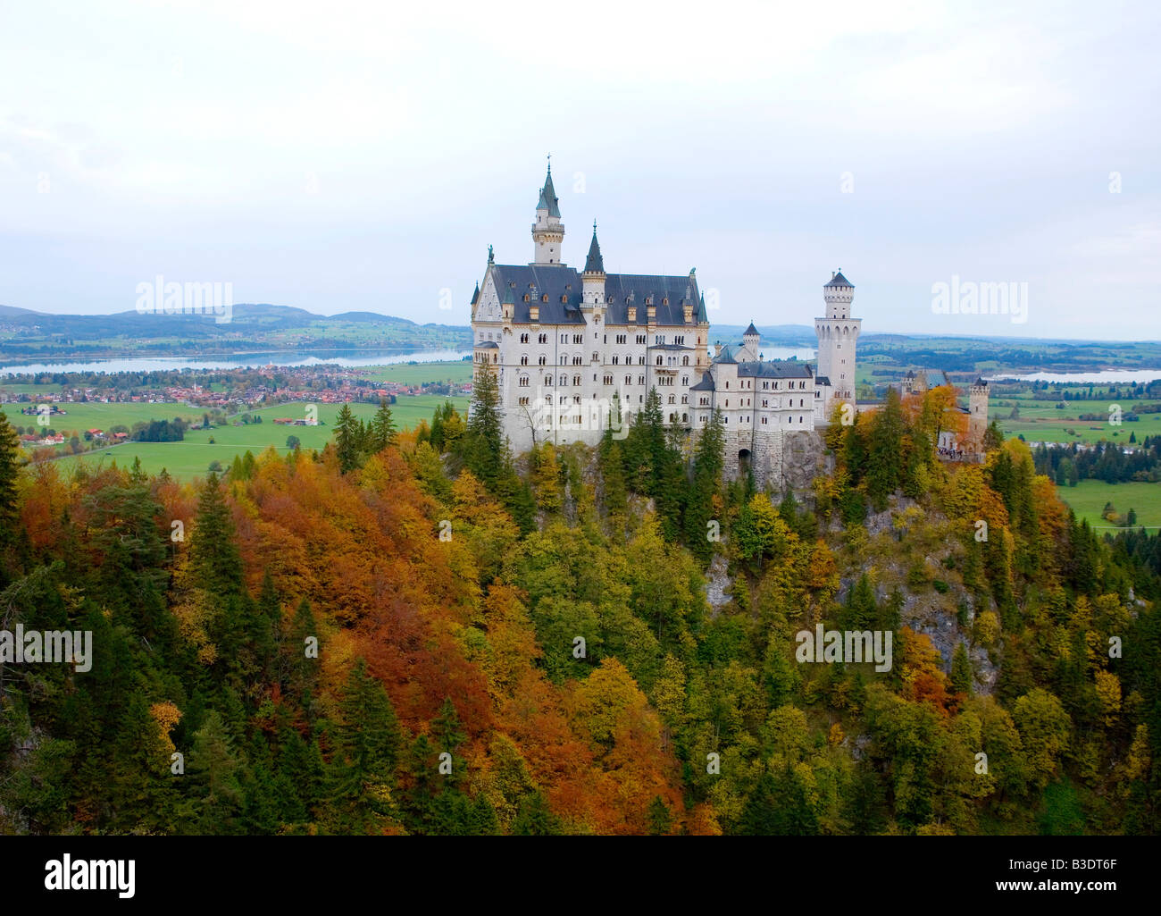 Neuschwanstein Castle at fall Bavaria Germany Stock Photo - Alamy