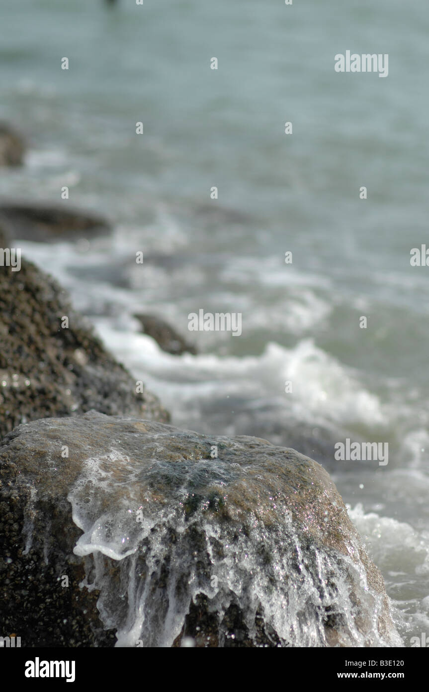 Hythe coastline hi-res stock photography and images - Alamy