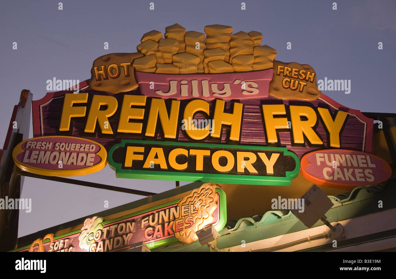 Sign in front of a food stand Stock Photo - Alamy