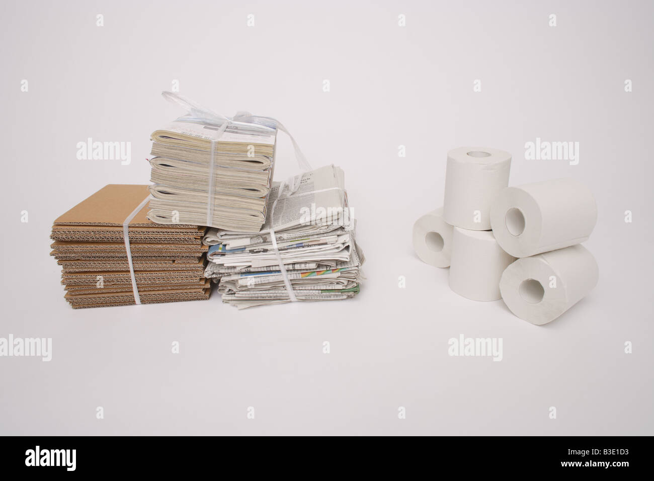 Newspaper toilet paper hi-res stock photography and images - Alamy