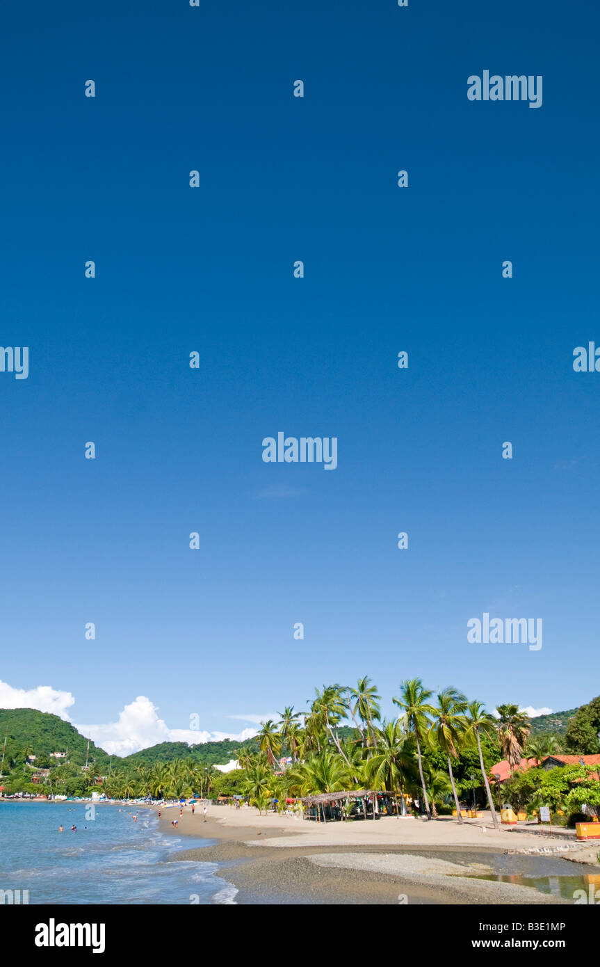 Zihuatanejo tourist attractions hi-res stock photography and images - Alamy