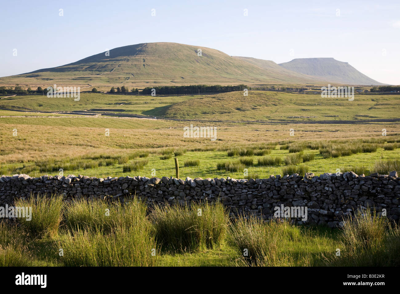 Wherneside hi-res stock photography and images - Alamy