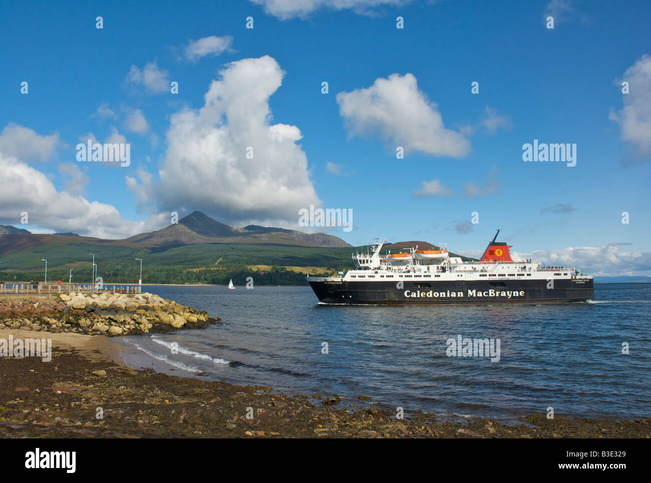 Car ferry from Ardrossan, approaching quay at Brodick, Isle of Arran ...