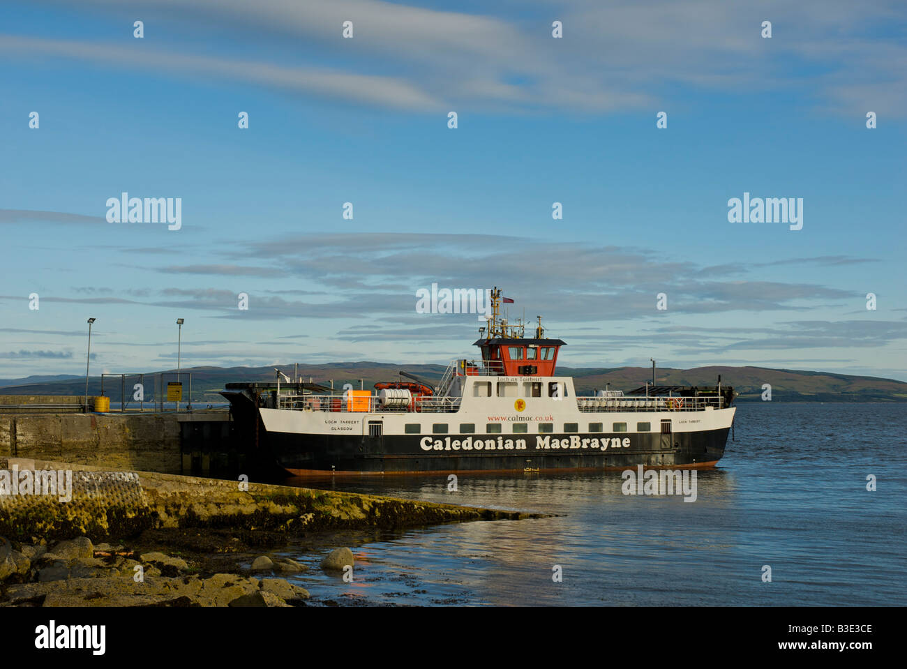 Claonaig lochranza ferry hi-res stock photography and images - Alamy