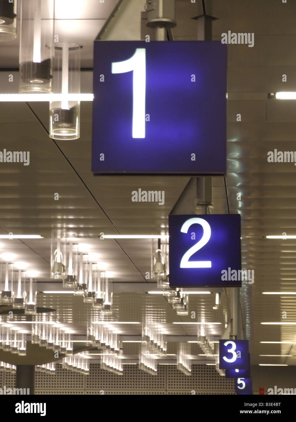 platform numbers at hauptbahnhof central train station berlin germany ...