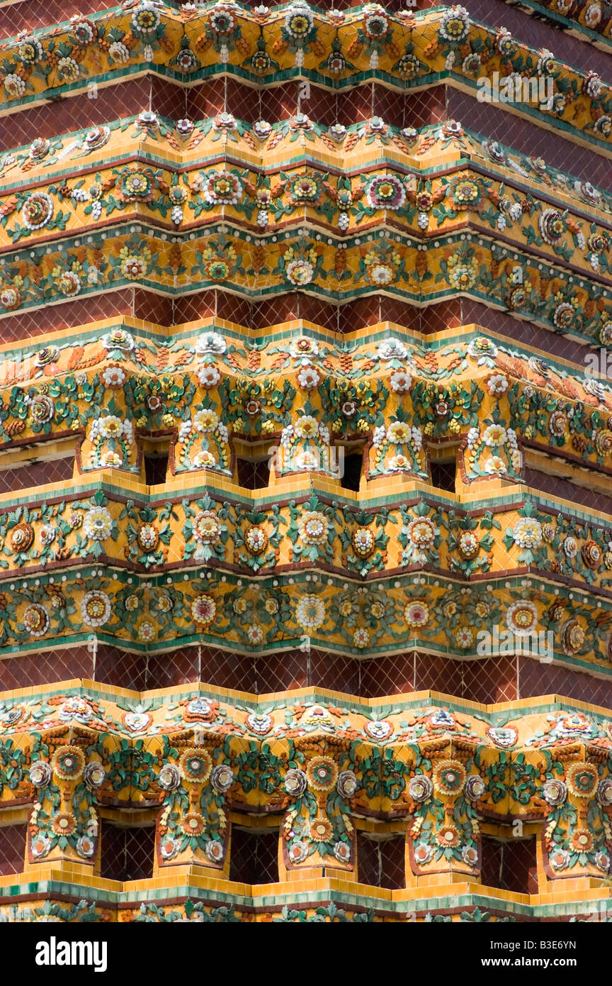 Close up on a Cheddi in Wat Pho, Bangkok Stock Photo - Alamy