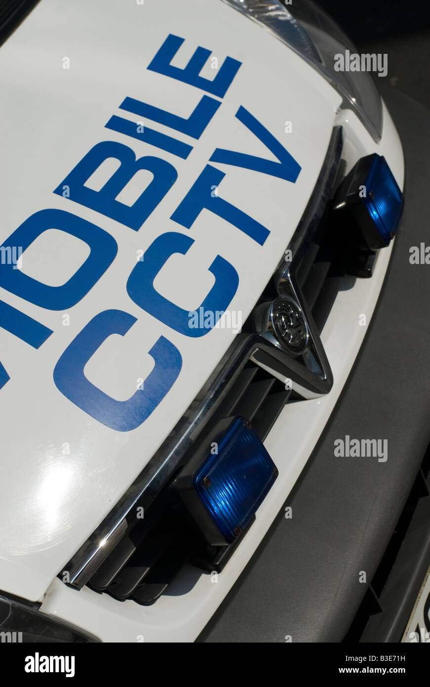 mobile cctv police van Stock Photo - Alamy