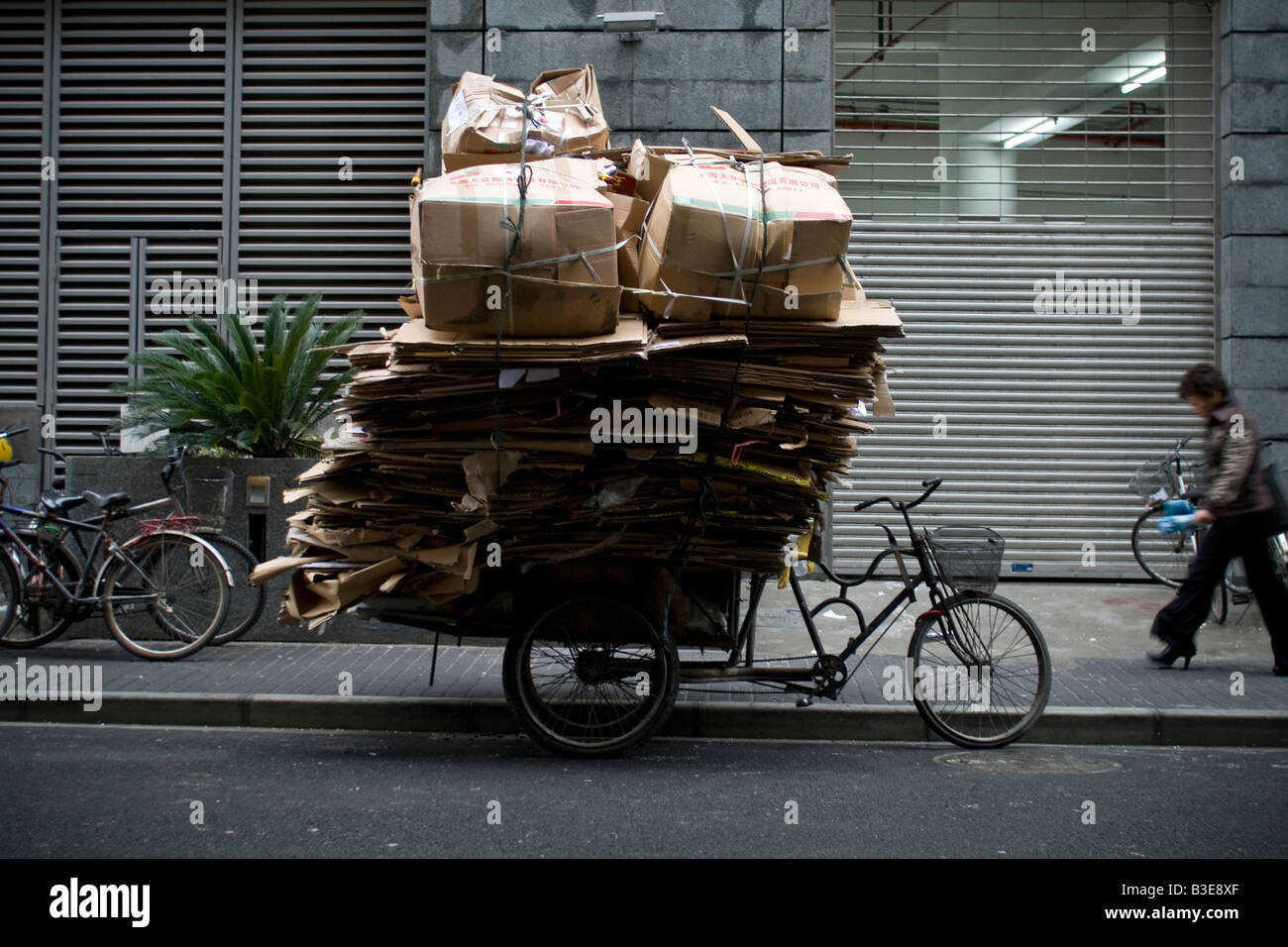 Bicycle waste collection hi-res stock photography and images - Alamy