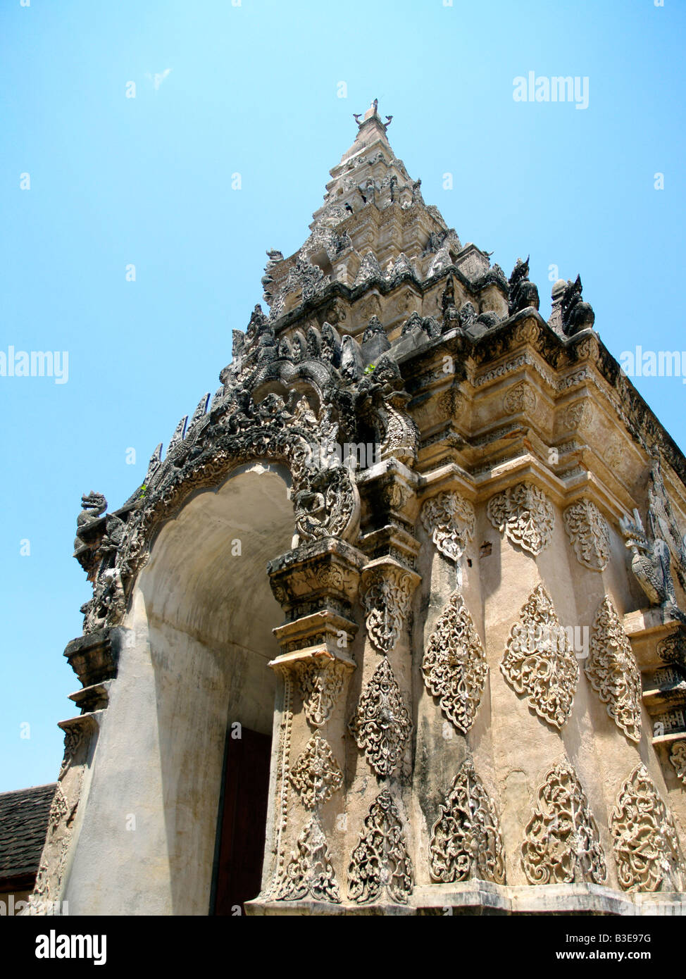 Wat pratart hi-res stock photography and images - Alamy