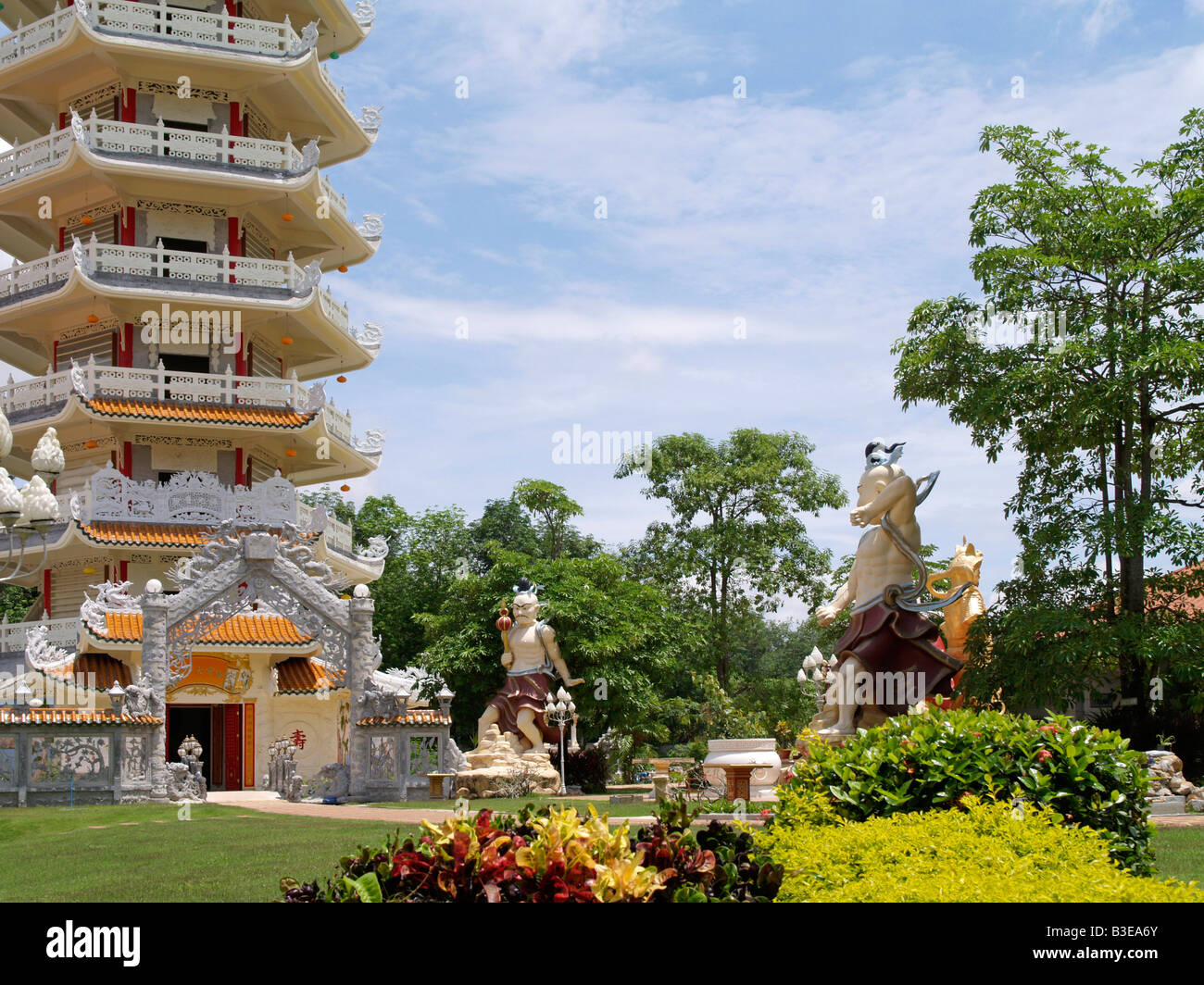 Thailand, Pagode mit neun Geschossen in Hatyai, nine storey pagoda of ...