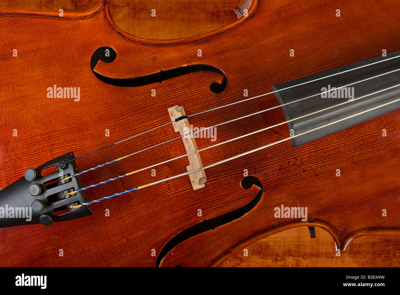 Violin viola cello bass hi-res stock photography and images - Alamy