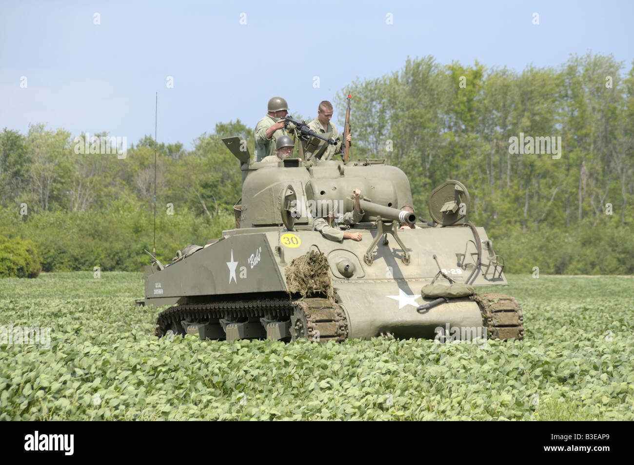 American soldiers in wwii hi-res stock photography and images - Alamy