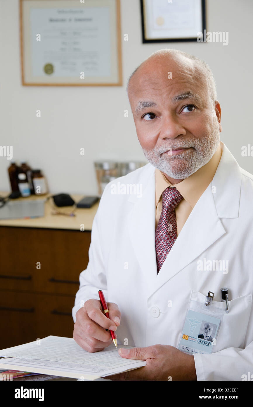 A doctor thinking Stock Photo - Alamy