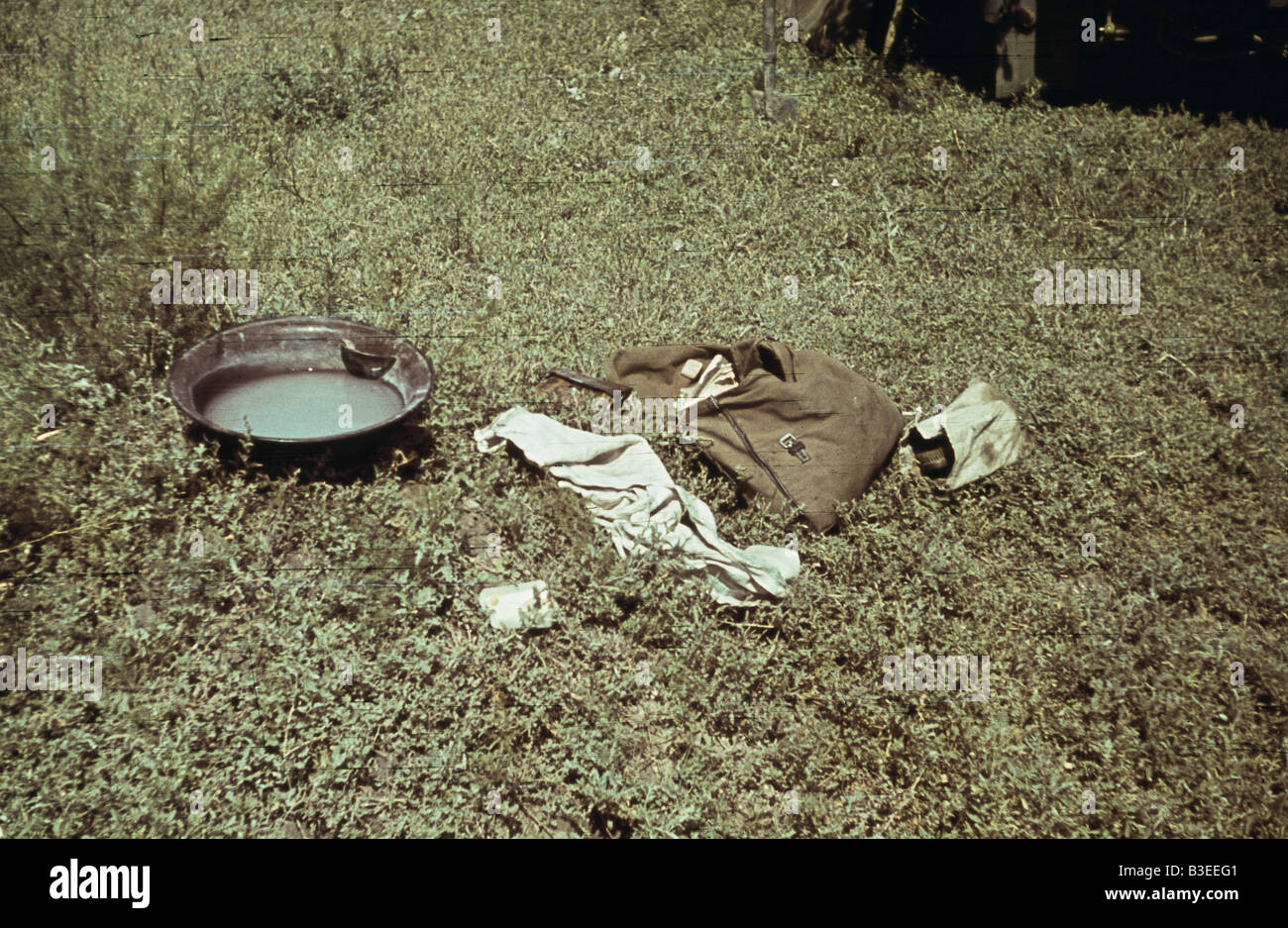 Personal hygiene in war time hi-res stock photography and images - Alamy