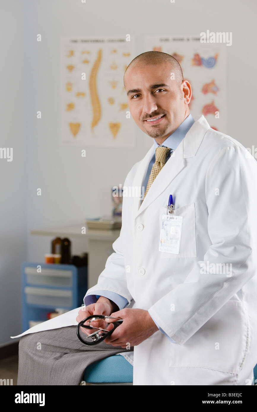 Portrait of a male doctor Stock Photo - Alamy