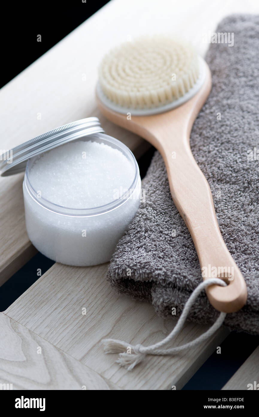 Scrub container hi-res stock photography and images - Alamy