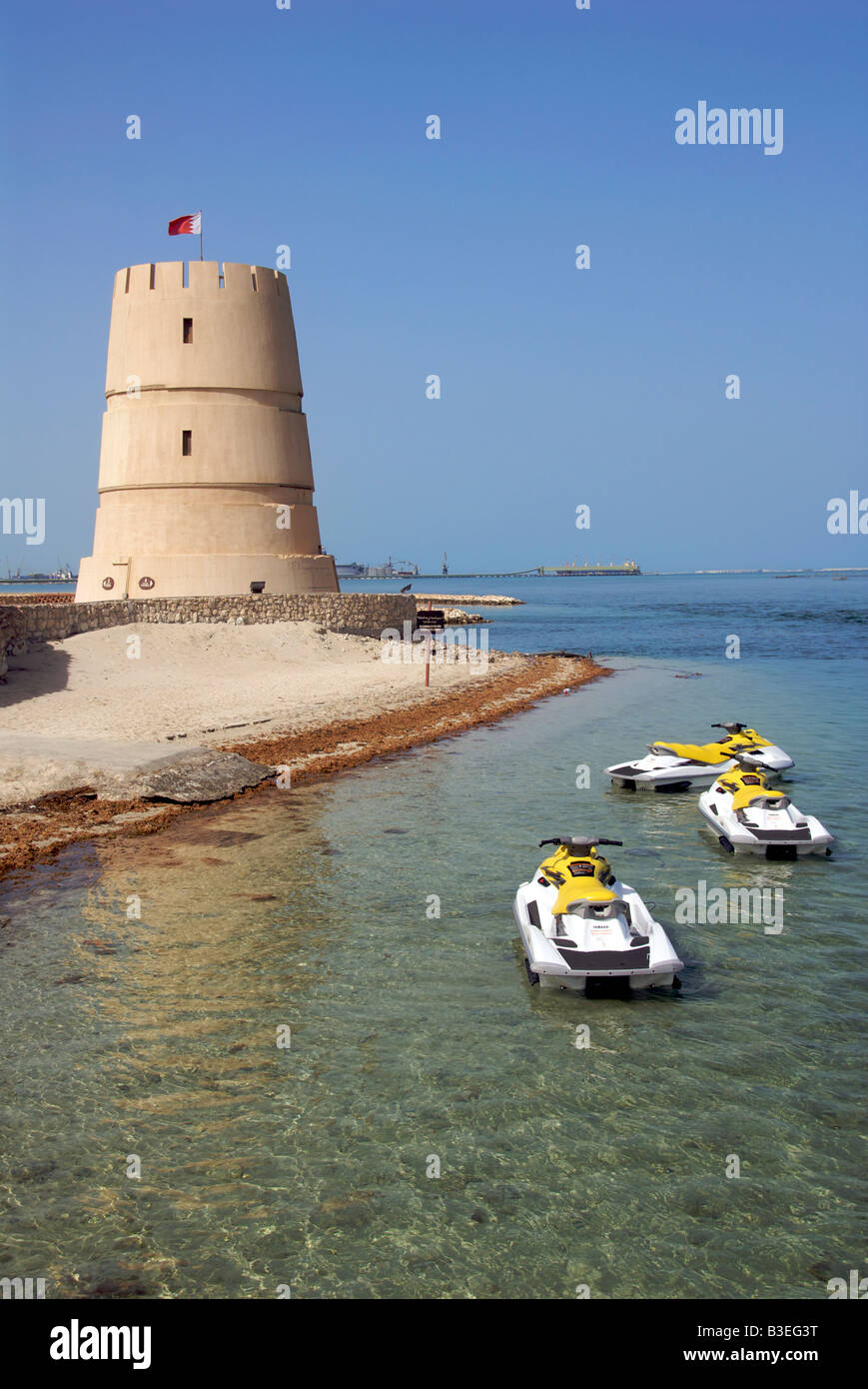 Round castle Dar Island Bahrain Stock Photo - Alamy