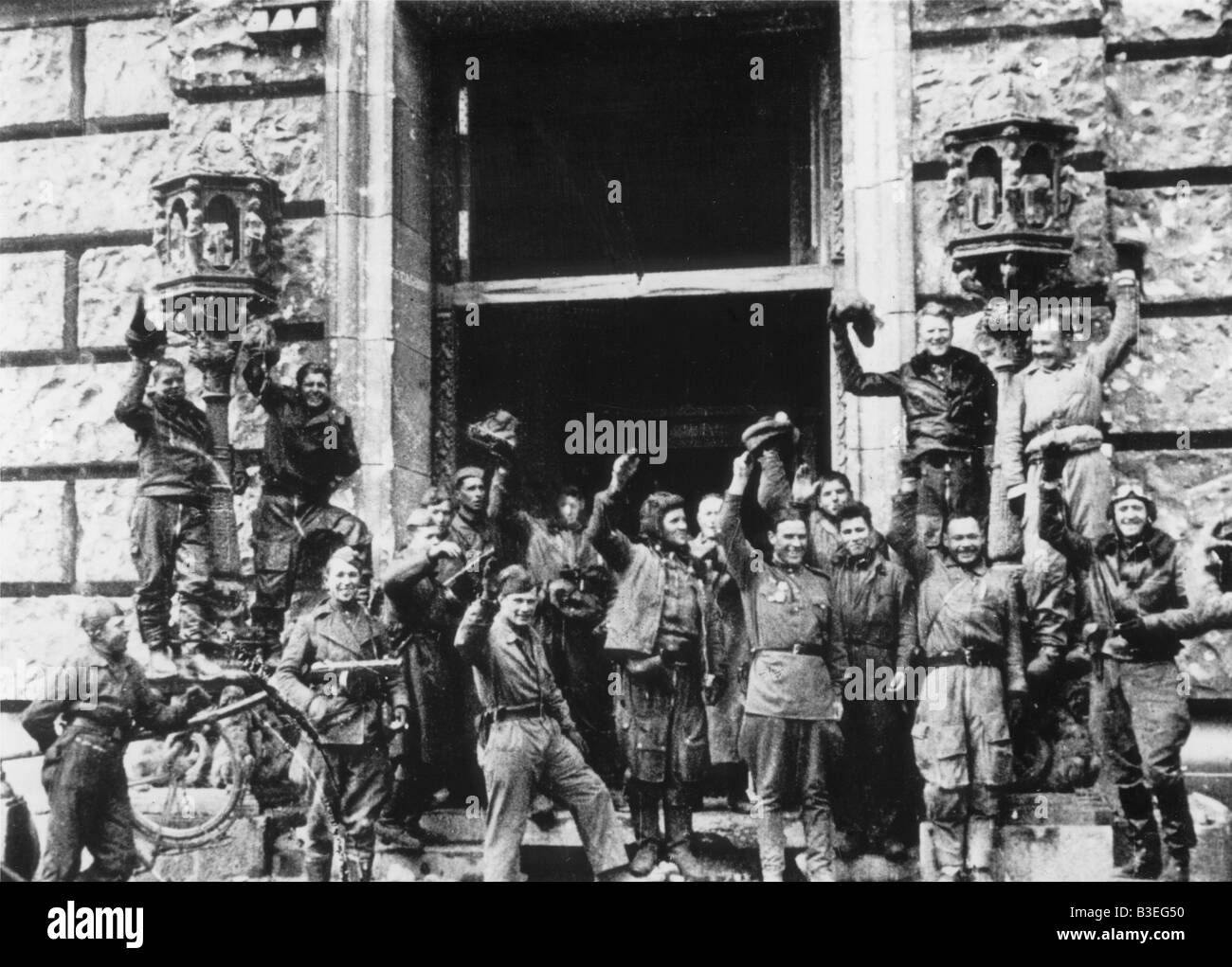 Berlin 1945 hi-res stock photography and images - Alamy