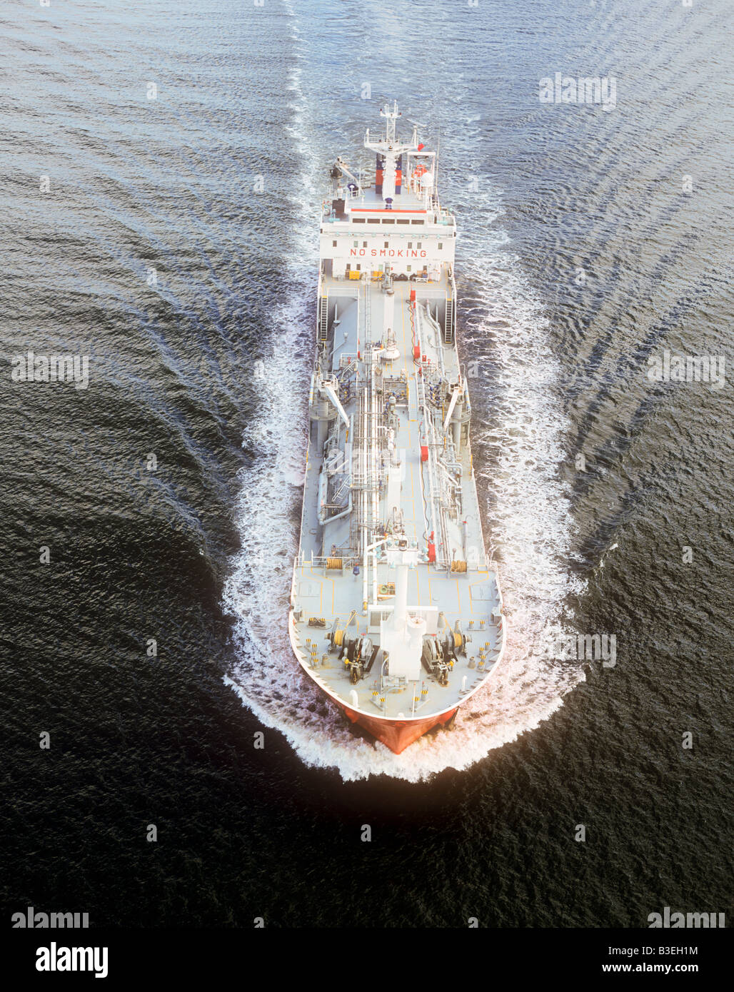 No smoking warning oil tanker hi-res stock photography and images - Alamy