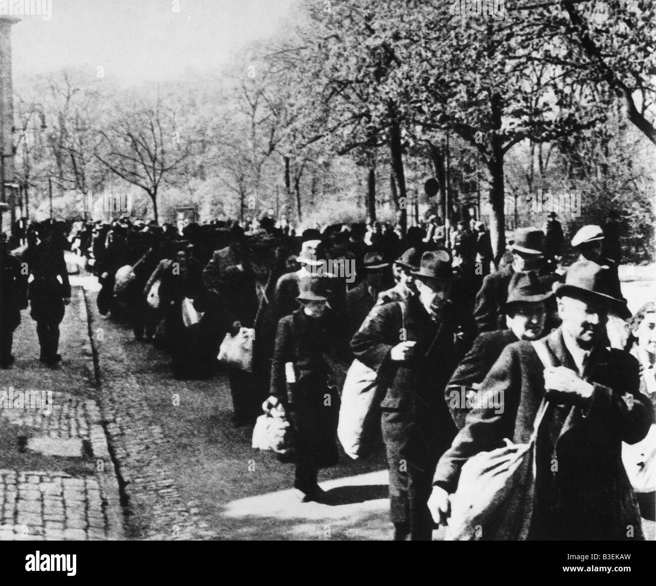 Persecution of the jews hi-res stock photography and images - Alamy