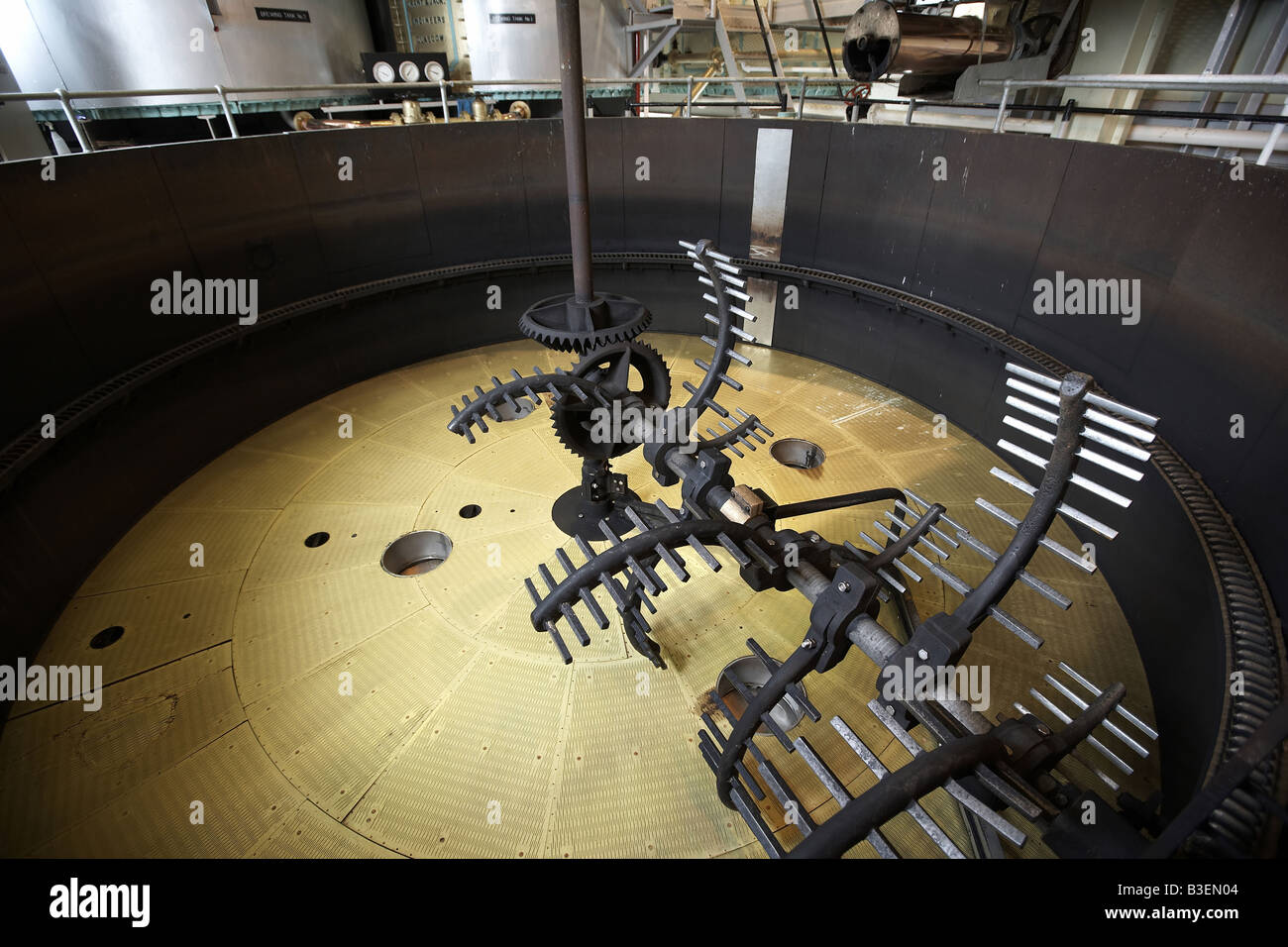 The mashing process at the Bruichladdich whisky distillery Isle of ...