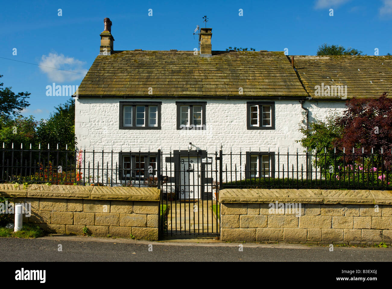 Gargrave architecture hi-res stock photography and images - Alamy