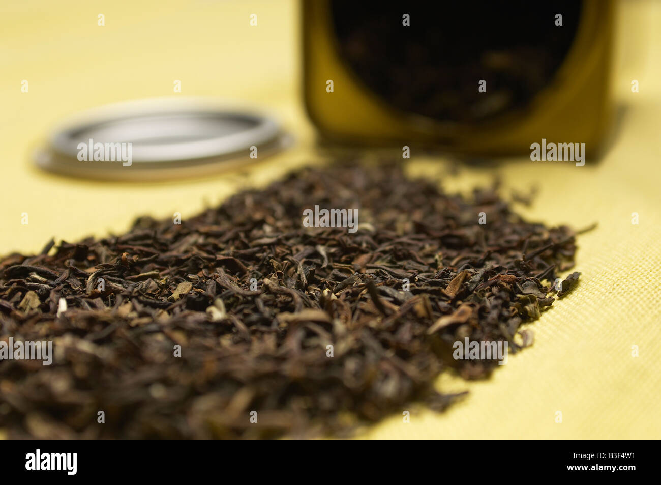 Dried tea leaves, close-up Stock Photo - Alamy