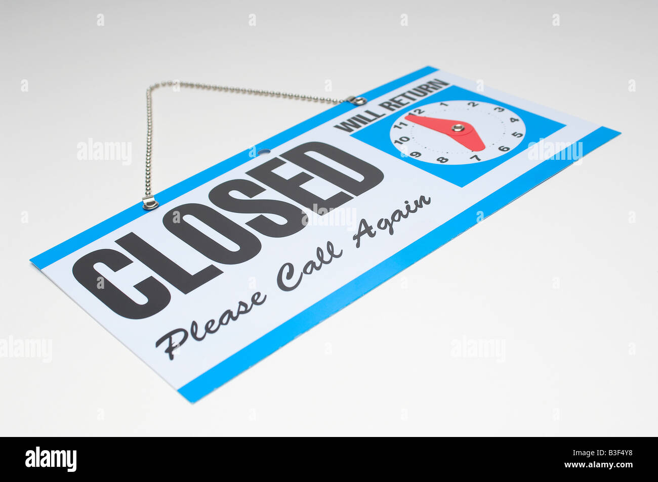 Sign reading Closed and Will Return Stock Photo - Alamy