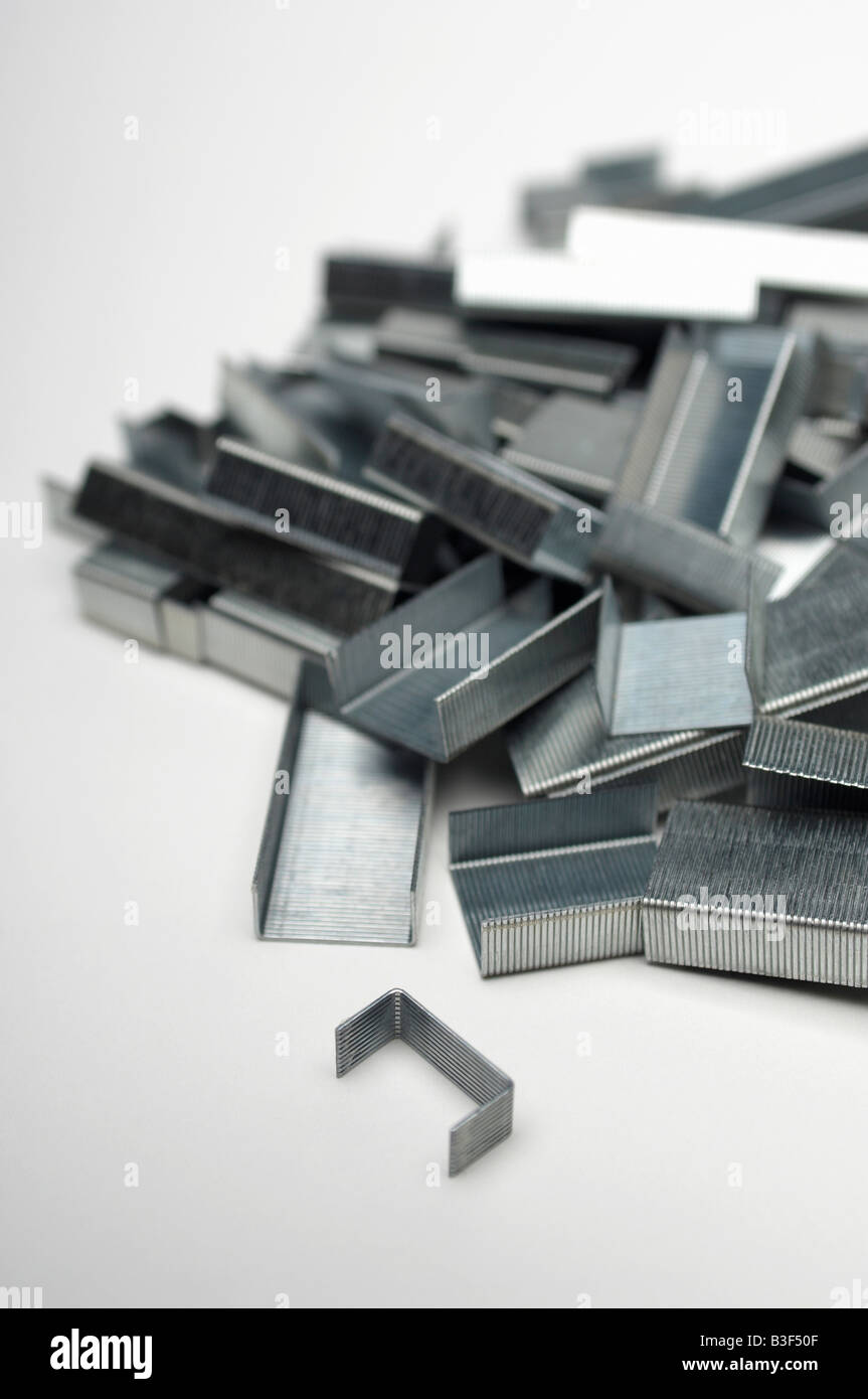 Heap of staples Stock Photo - Alamy