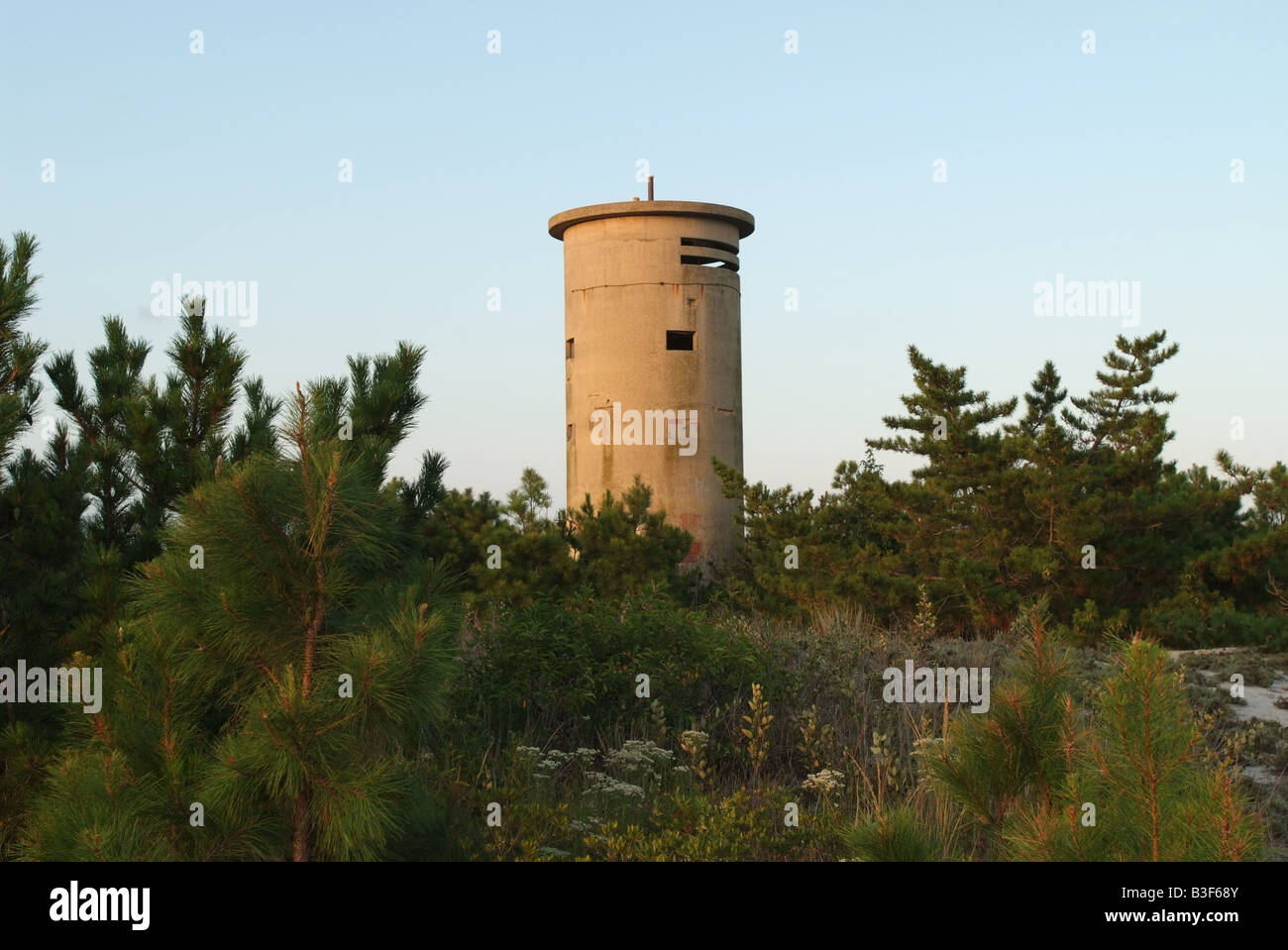 USA Delaware Bethany Beach WWII defense tower Stock Photo - Alamy