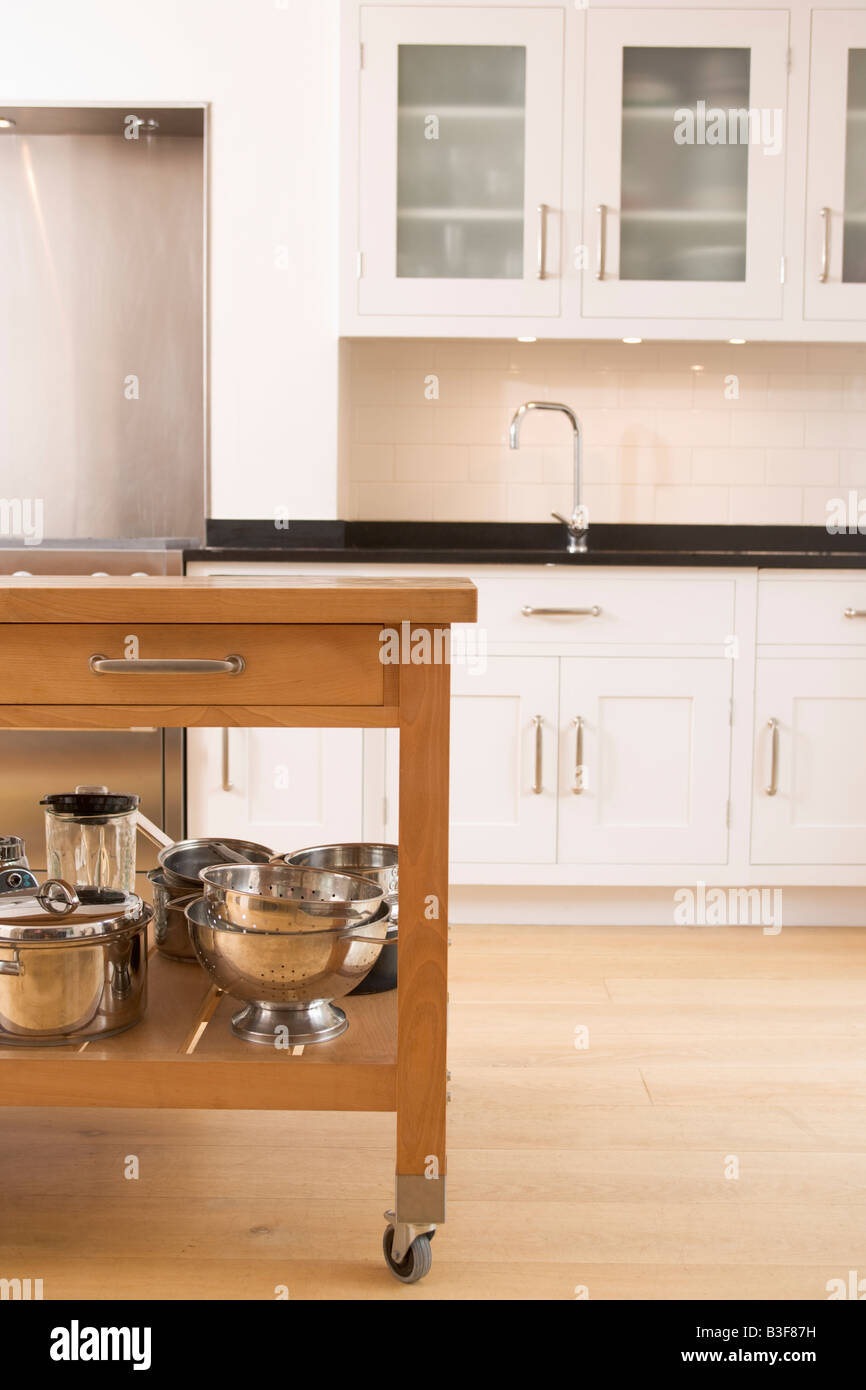 House interiors empty hi-res stock photography and images - Alamy