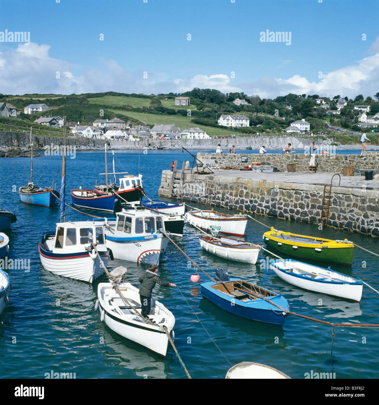 Coverack harbour wall hi-res stock photography and images - Alamy