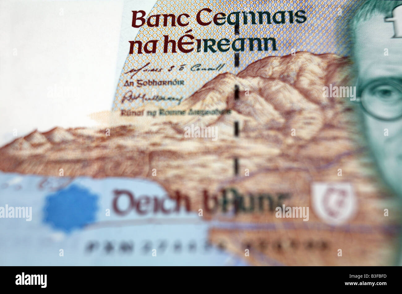 Irish 10 Pound Bank note from Ireland with (James Joyce; Dublin; River ...