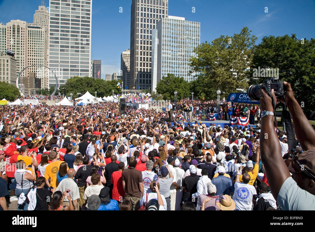 Detroit Michigan Barack Obama speaks at a Labor Day rally in support of ...