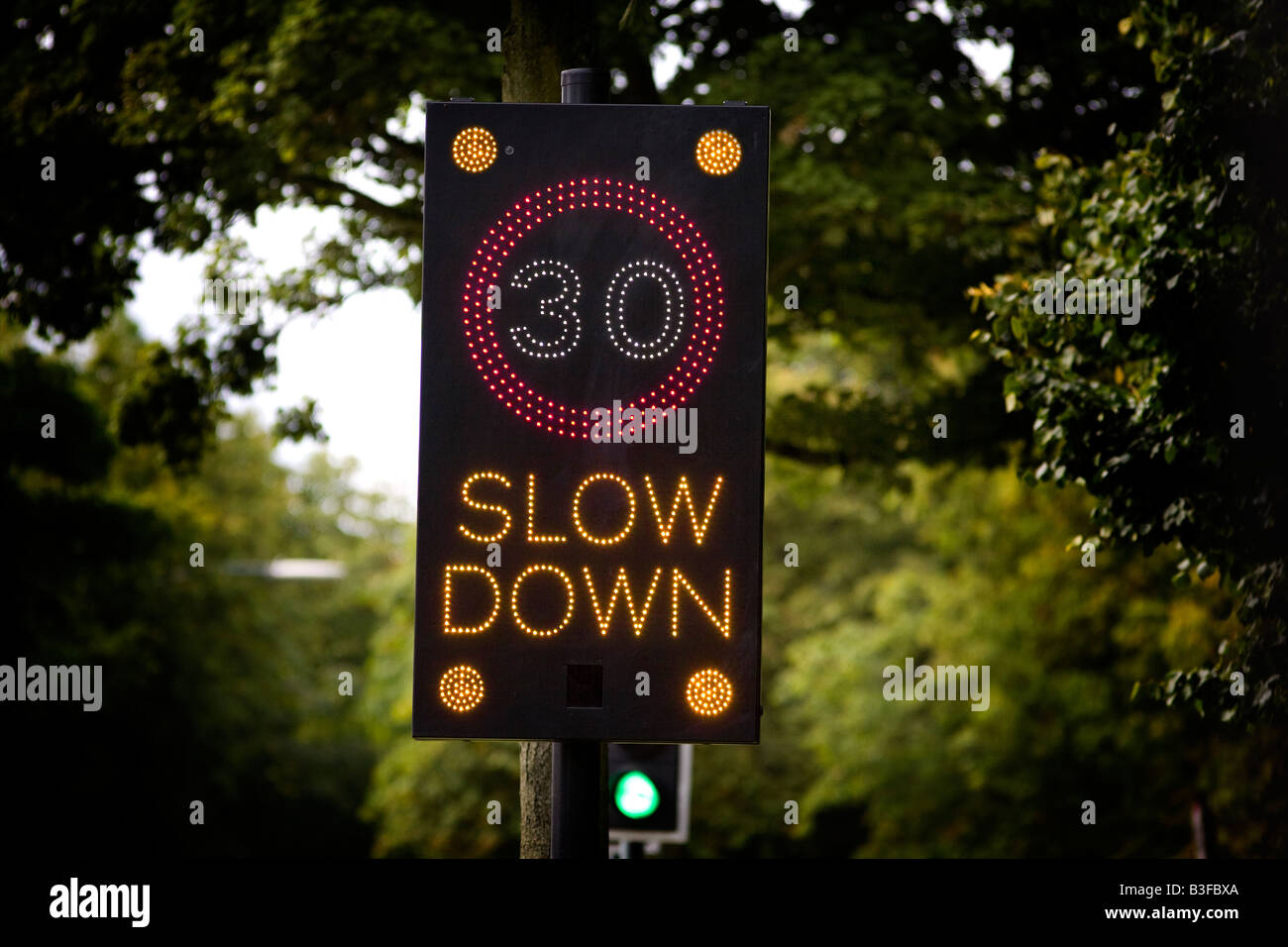 30 Miles Per Hour Speed Sign Stock Photos & 30 Miles Per Hour Speed ...
