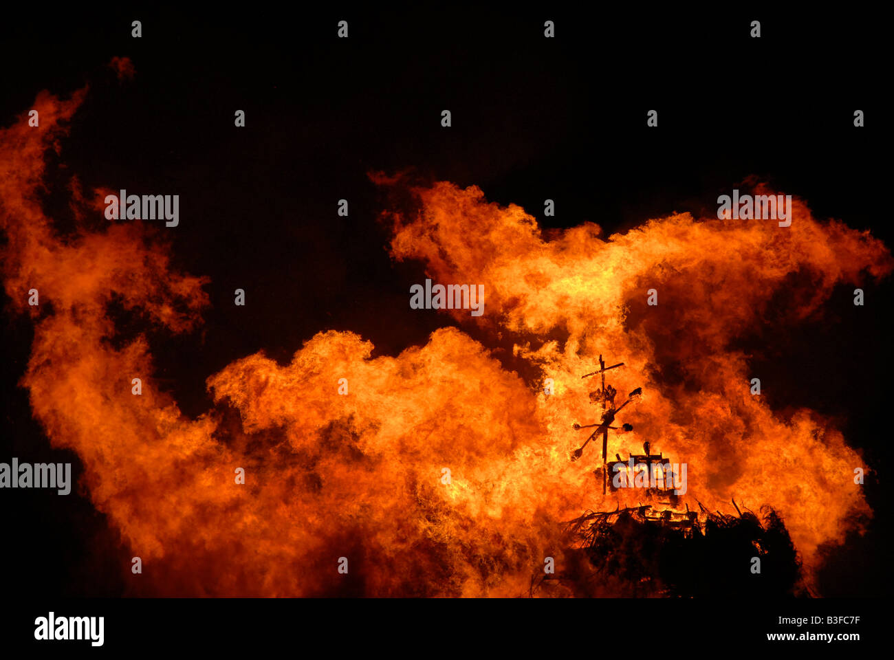 Fire cross hi-res stock photography and images - Alamy