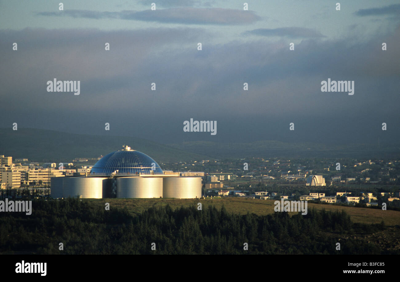 Perlan restaurant on top of Oskjuhlid Hill, Reykjavik, Iceland Stock ...