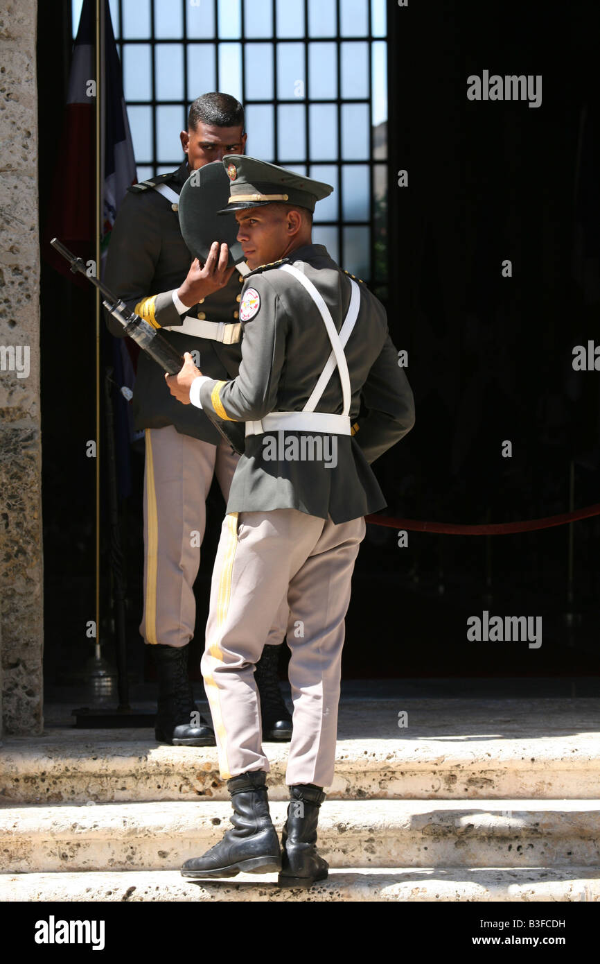 Dominican soldiers guarding the National Pantheon in the Zona Colonial ...