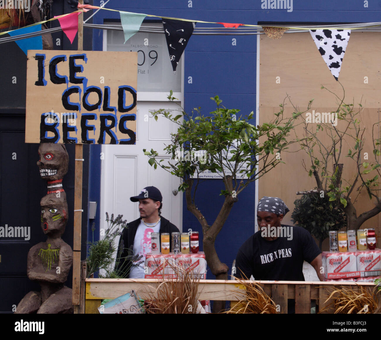Beer Stall at Notting Hill Carnival 2008 Stock Photo - Alamy