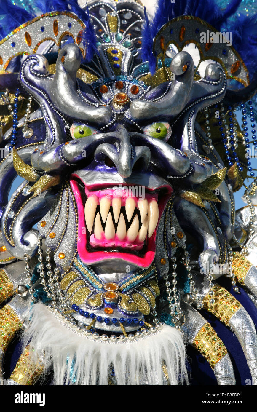 Carnival participant from La Vega dressed up as Diablo Cojuelo ...