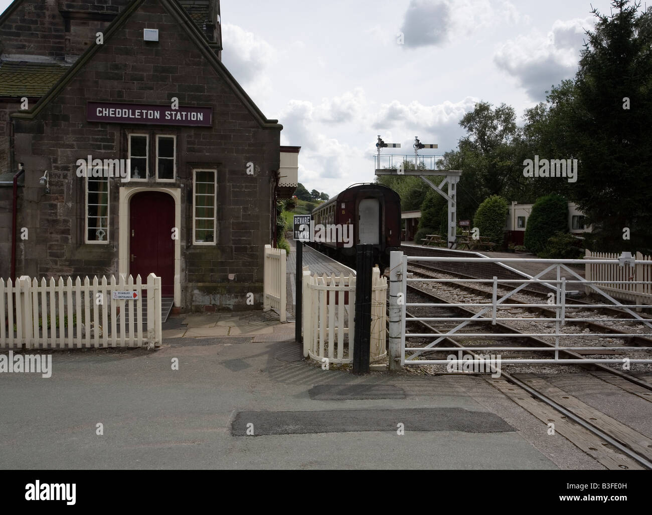 Cheddleton station on the Churnet Valley railway Staffordshire Stock ...