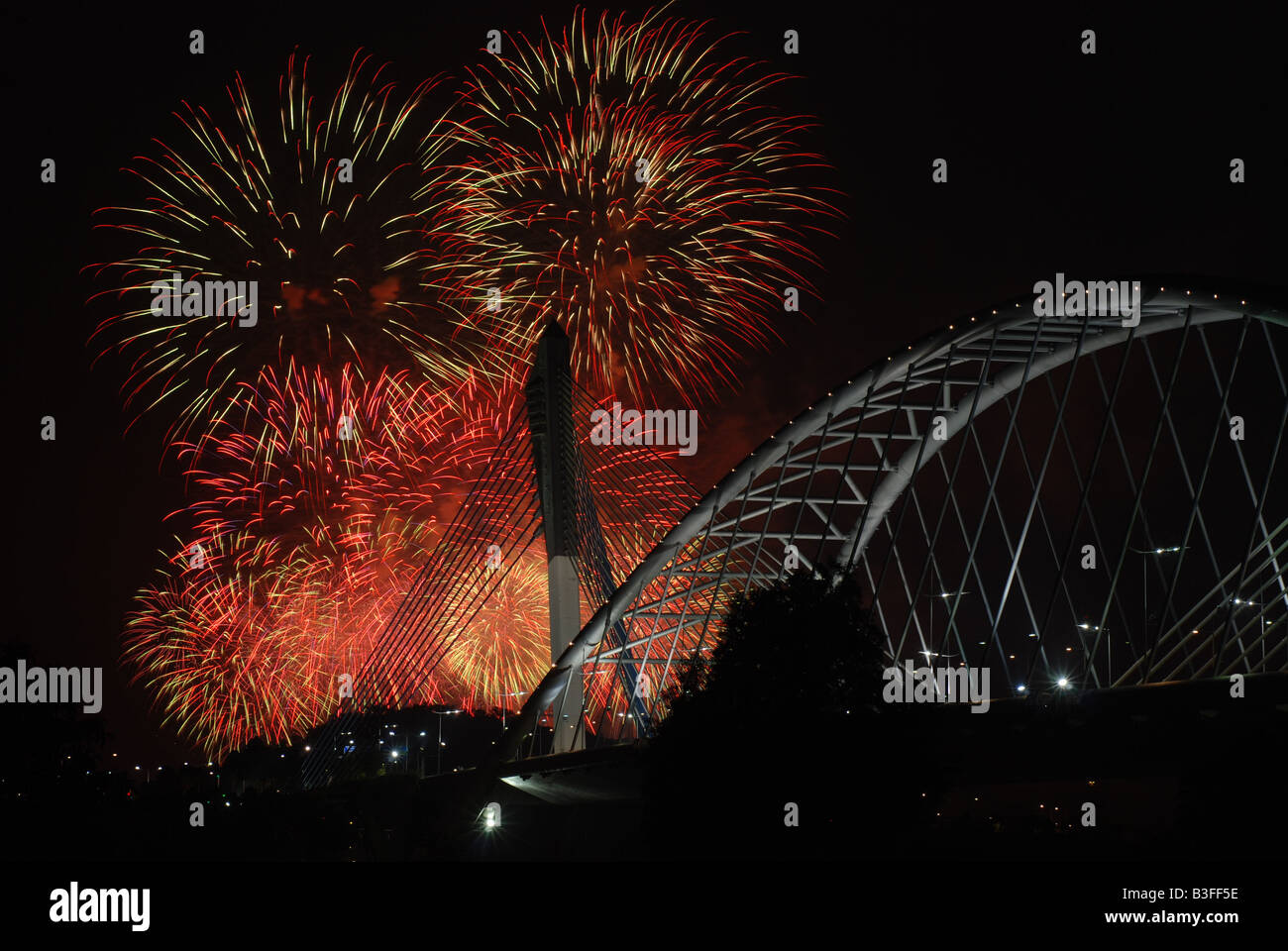 Malaysia international fireworks competition hi-res stock photography ...
