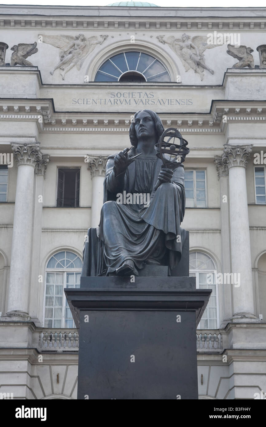 Copernicus statue hi-res stock photography and images - Alamy