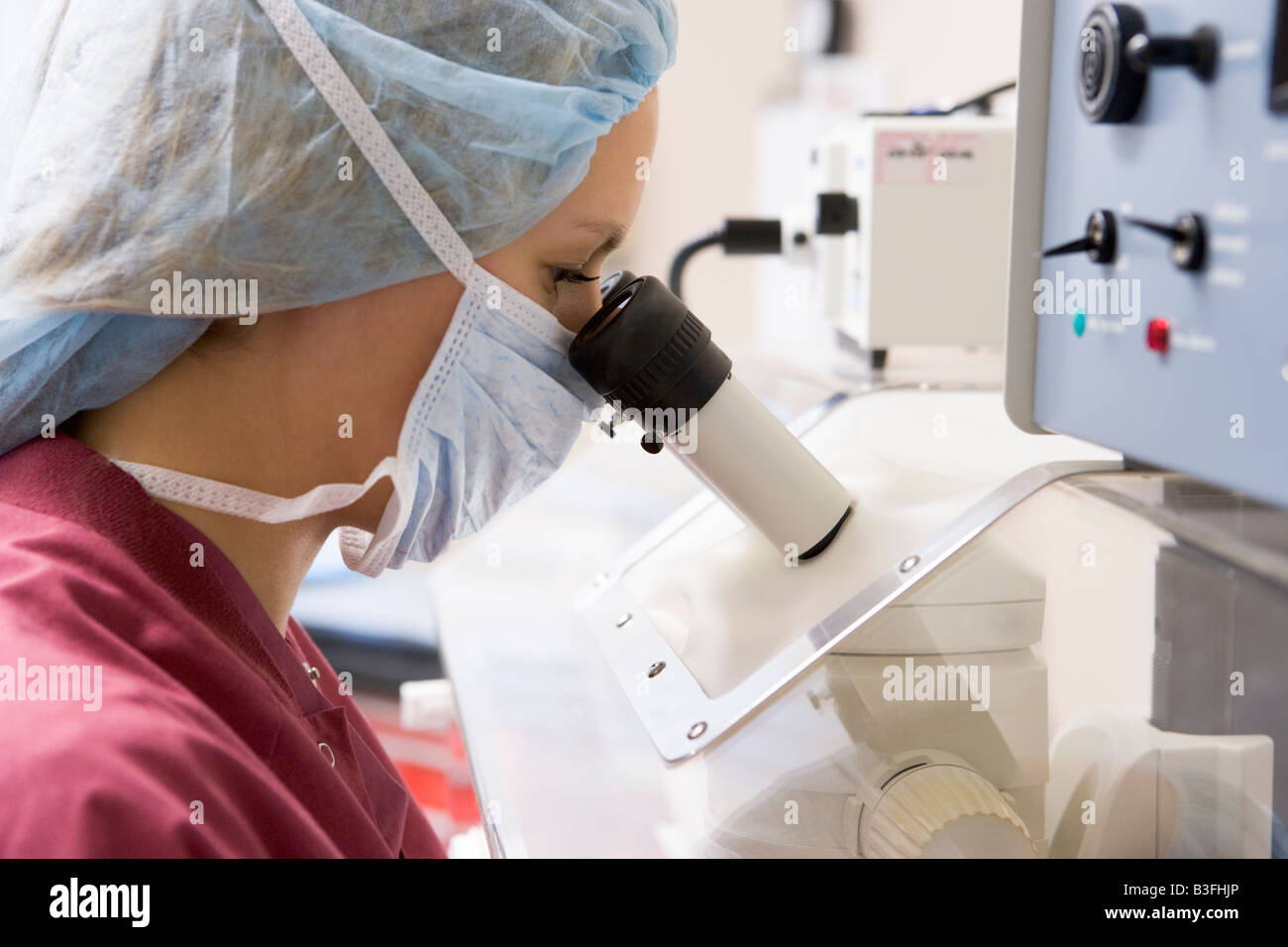 Embryologist Stock Photos & Embryologist Stock Images - Alamy