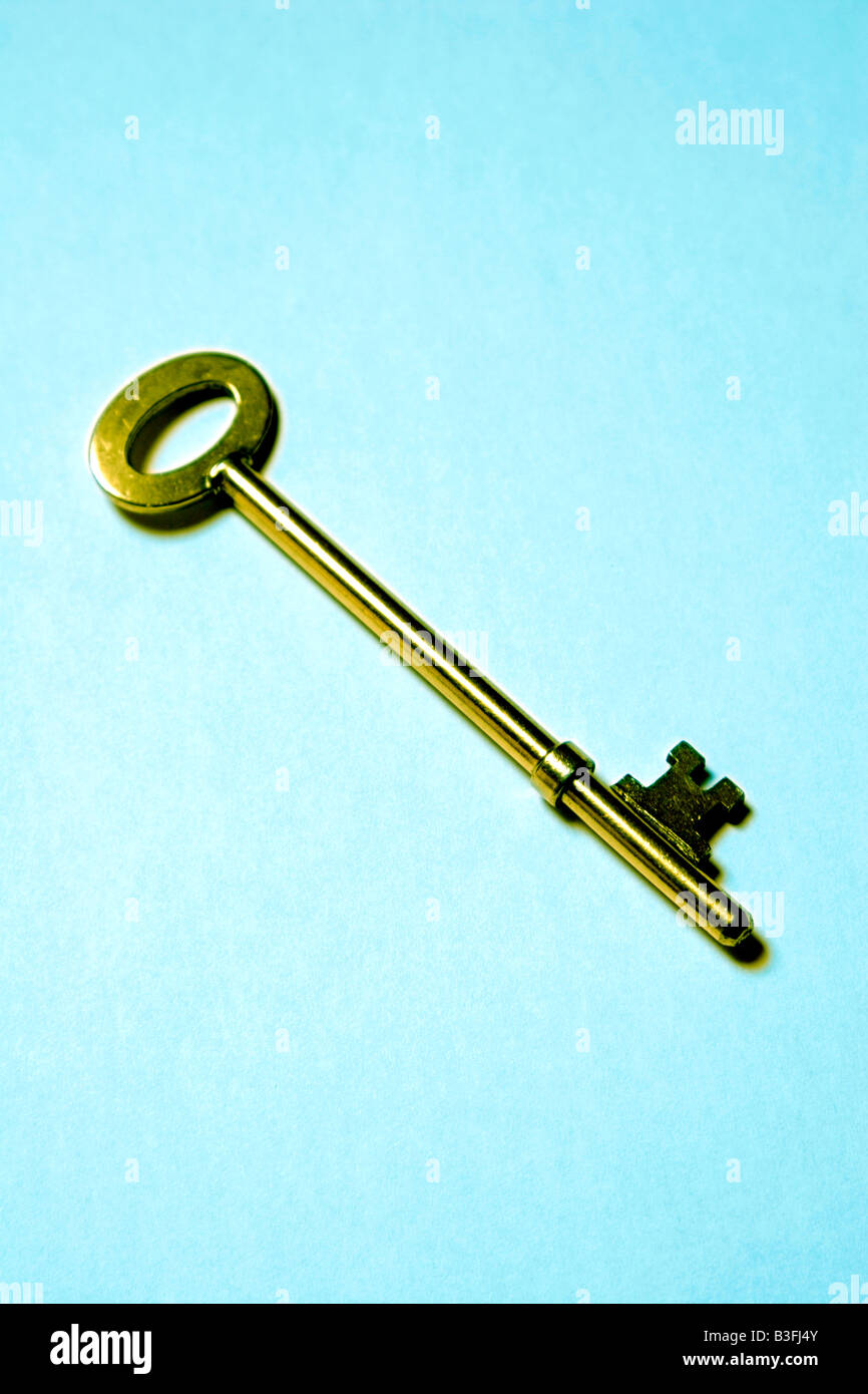 Old key close up Stock Photo - Alamy