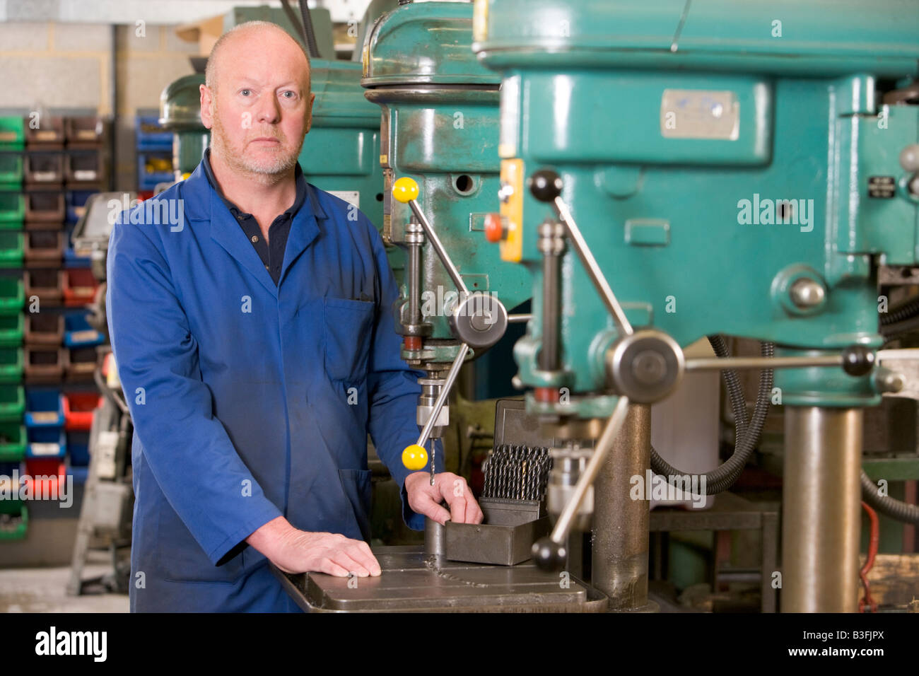 Drilling occupations hi-res stock photography and images - Alamy